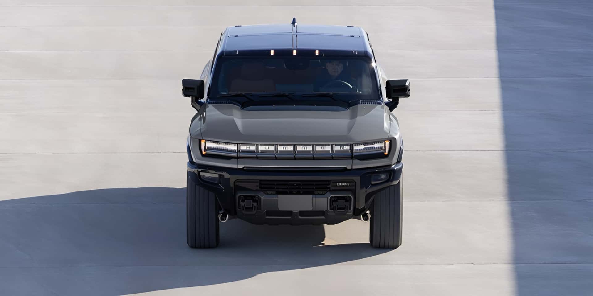 HUMMER EV SUV CrabWalk & King Crab Explained | 4-Wheel Steer Technology ...