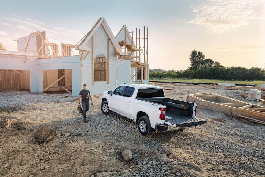Chevy Truck Bed Sizes & Dimensions | Silverado & Colorado Truck Beds