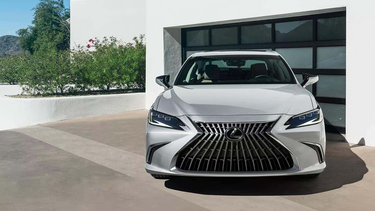 Lexus ES vs. Genesis G80: Best Luxury Car? | Treasure Coast Lexus